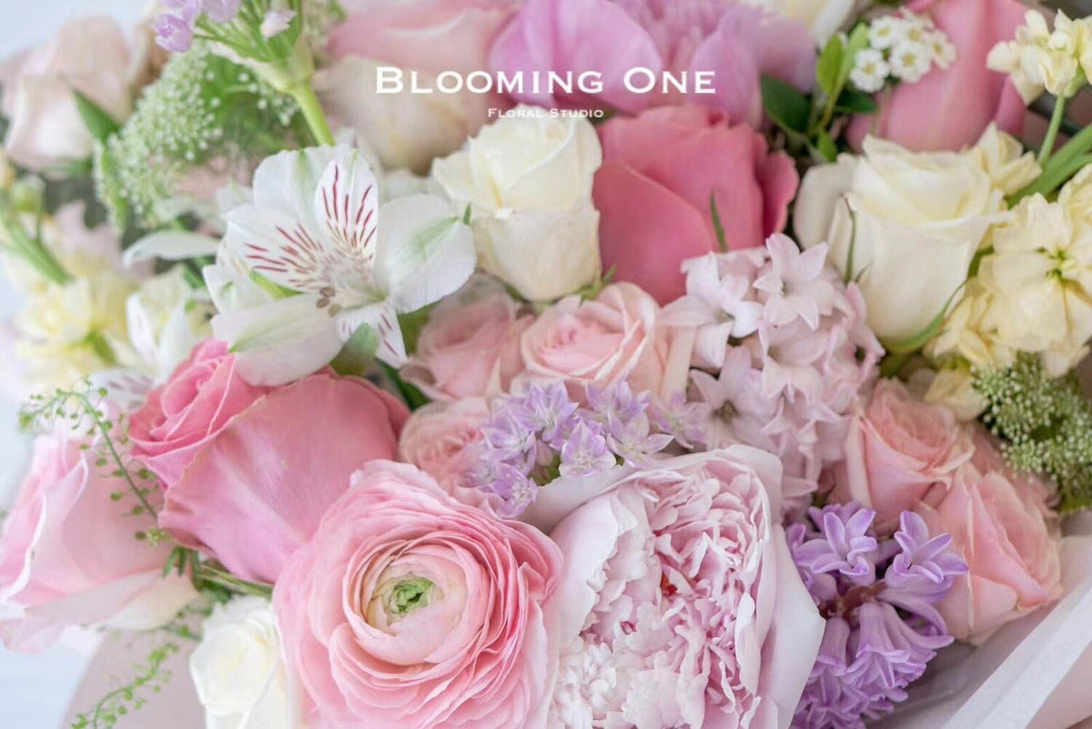 Blooming Bouquet - 盛放 | Flower Delivery Toronto | Same Day Delivery ...