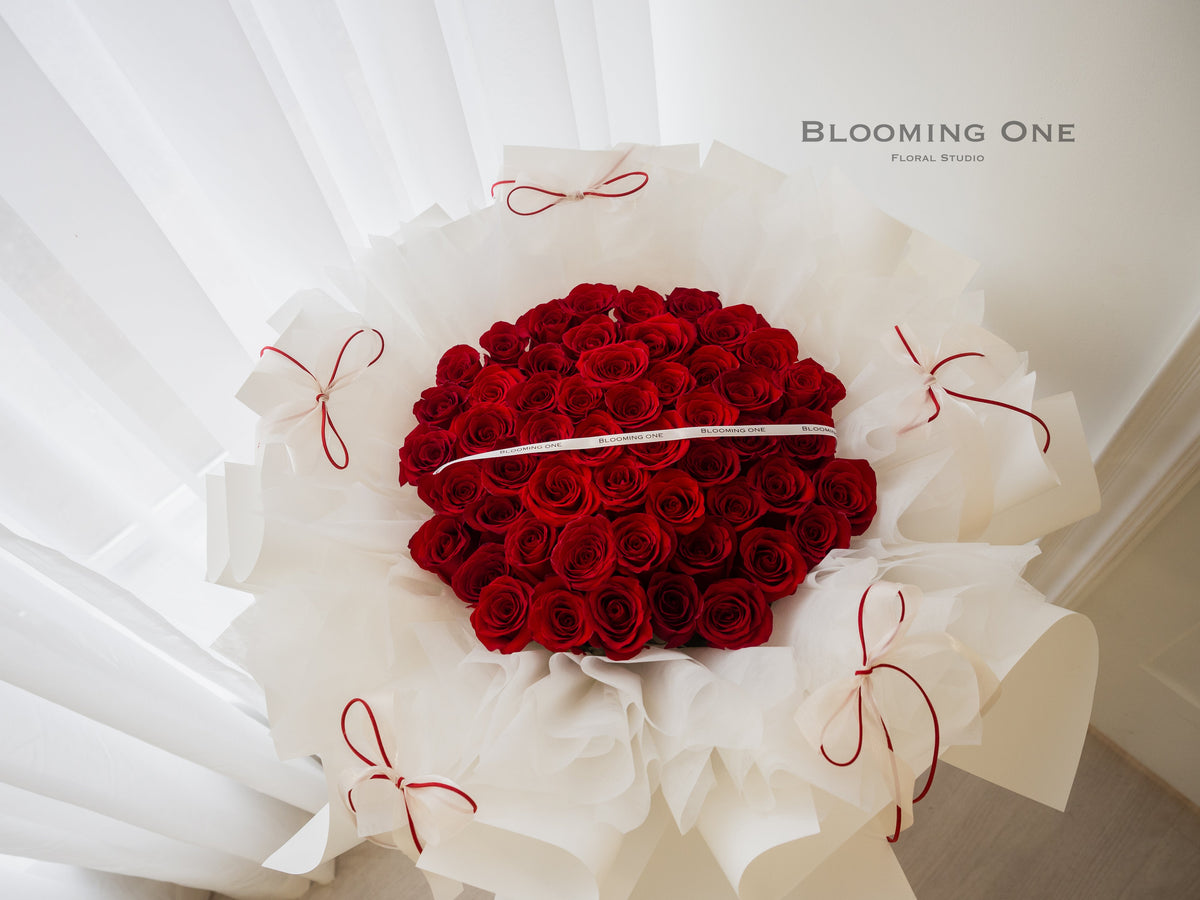 1880 Classic | Flower Delivery Toronto | Same Day Delivery Flower Shop ...