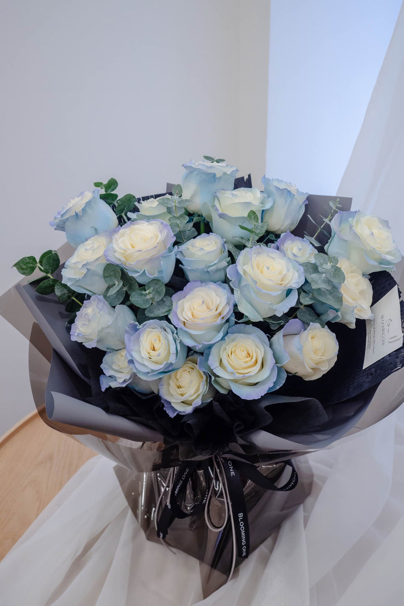 Tinted Blue Rose Bouquet | Flower Delivery Toronto | Flower Shop ...