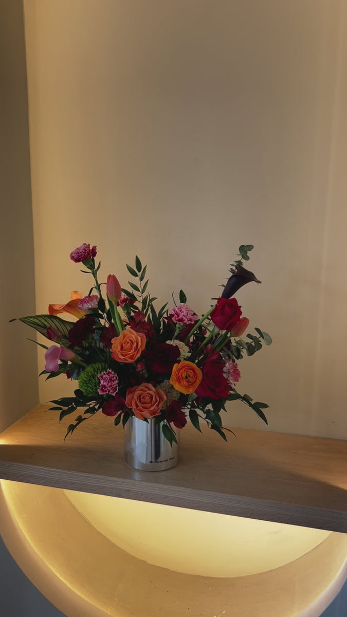 Crimson Poise - 赤色风韵 – Flower Delivery Toronto | Toronto Florist ...